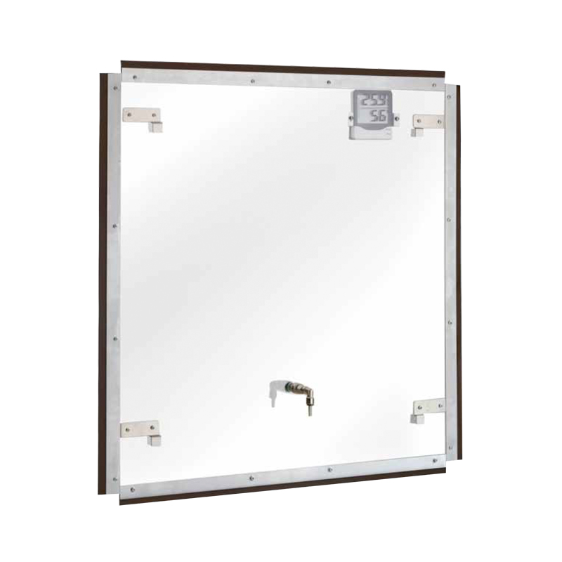 Oxygen therapy door for cage